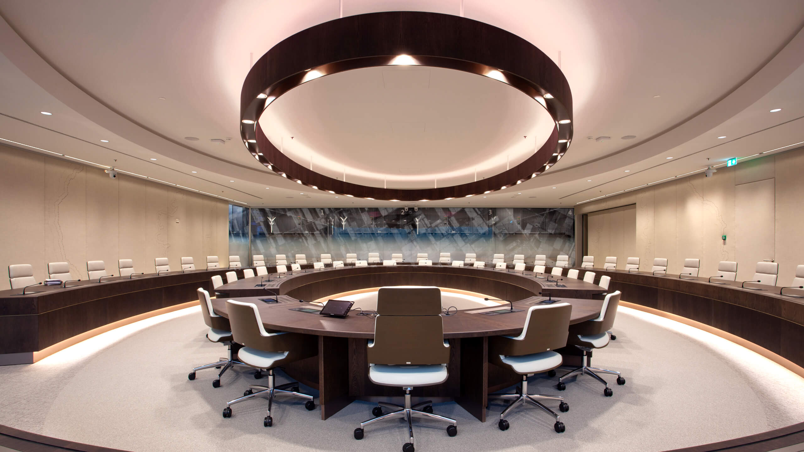 Transparency in a high-security office environment - Eurojust x Silo